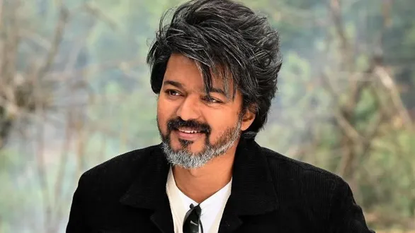Thalapathy Vijay Family Tree: From Filmmaker Father, Singer Mother To ...