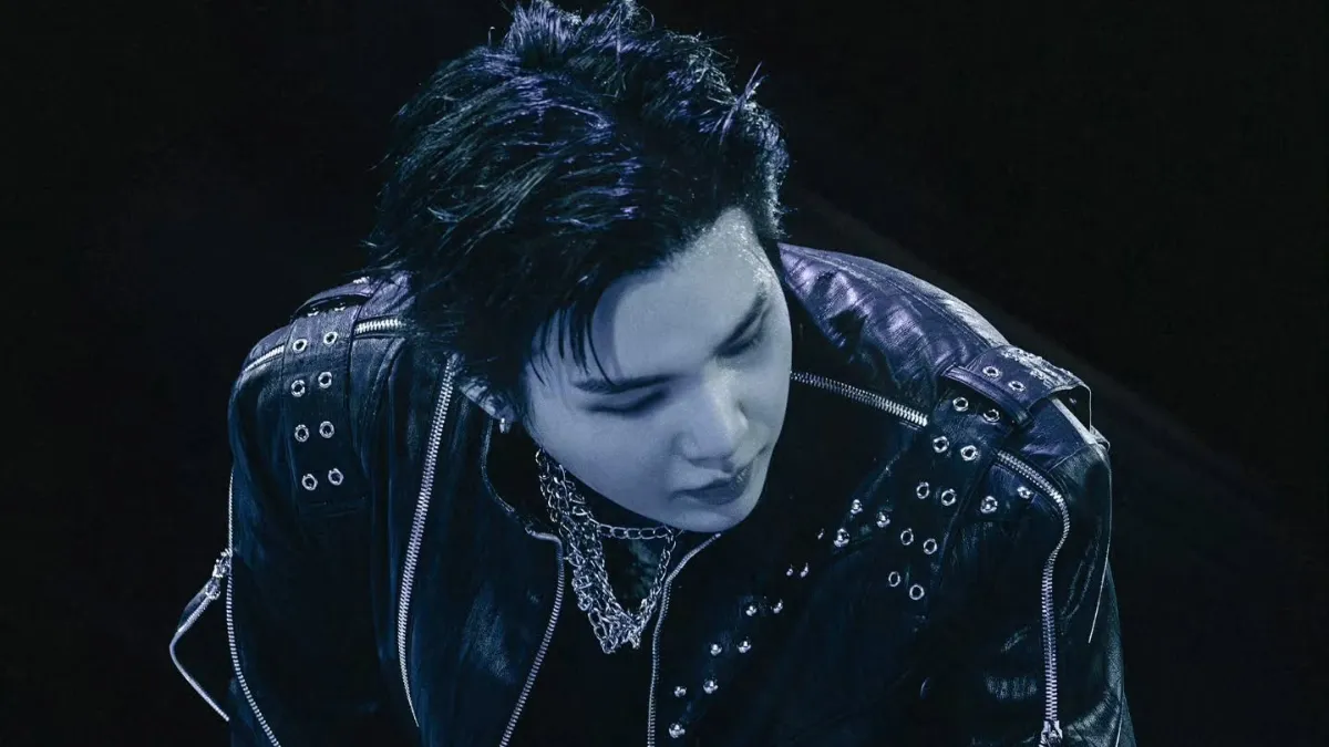 When BTS Suga Cried After Seeing His Parents At His Concert For The ...
