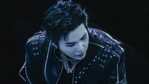When BTS Suga Cried After Seeing His Parents At His Concert For The ...