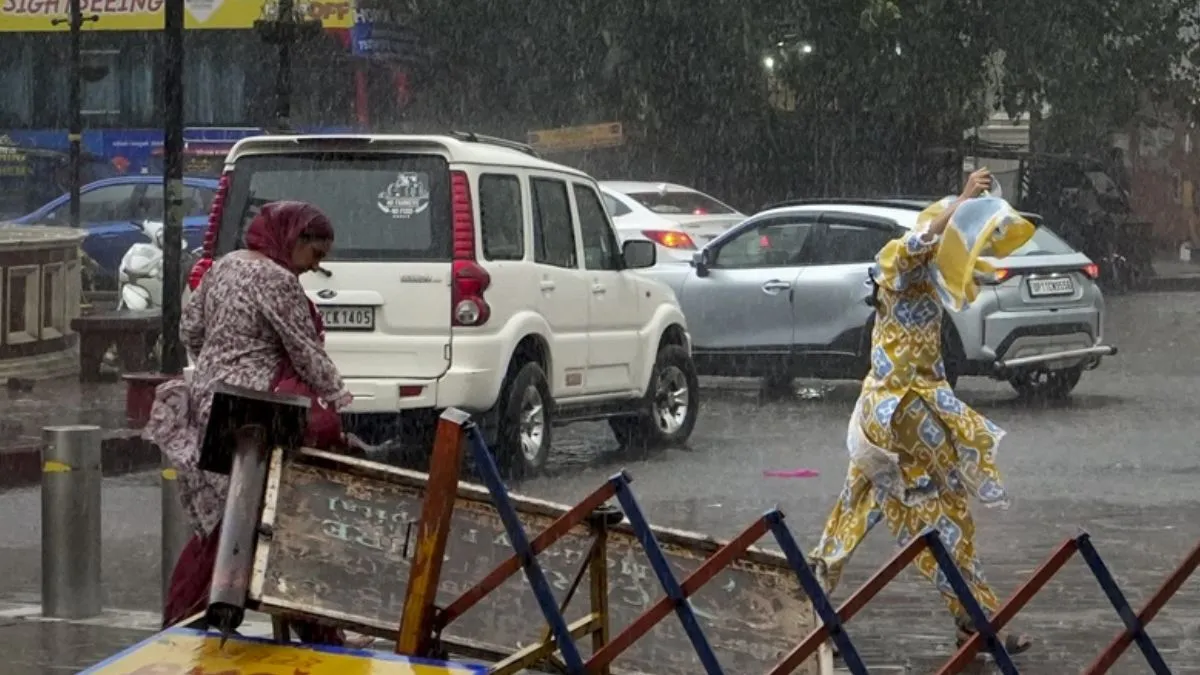 Heavy Storms, Lightning Create Havoc In Uttar Pradesh, Bihar: 16 Dead ...