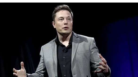 Elon Musk Becomes World’s First Trillionaire as SpaceX Debuts in ...