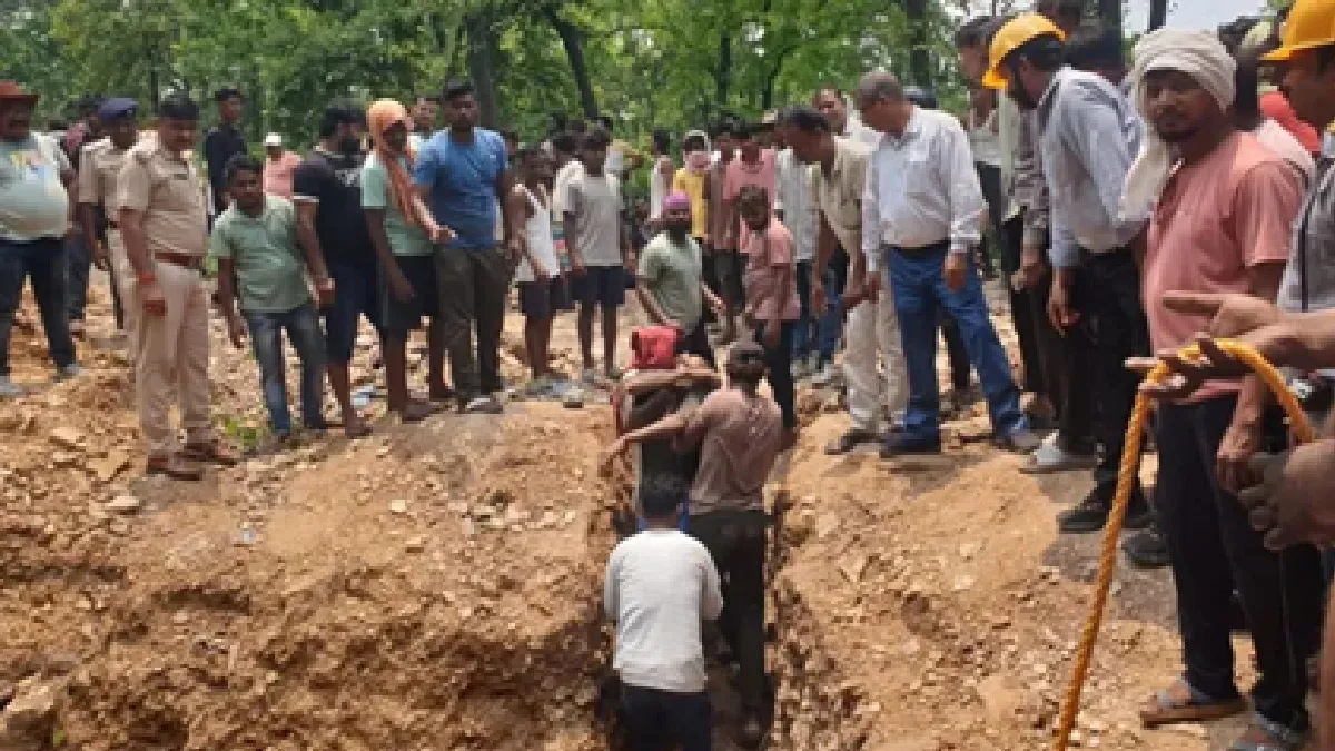 Jharkhand: Four Miners Trapped Inside Illegal Coal Mine Found Dead By ...