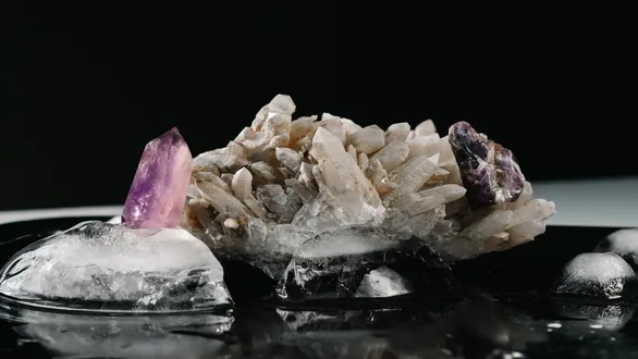5 Crystal Placements At Home As per Vastu To Attract Wealth And Prosperity